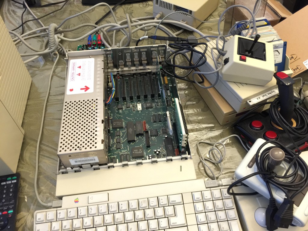 A quick look at utilizing Apple IIGS upgrades (photos and video ...